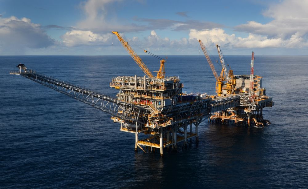 BHP & Woodside confirm talks on sale of BHP Petroleum