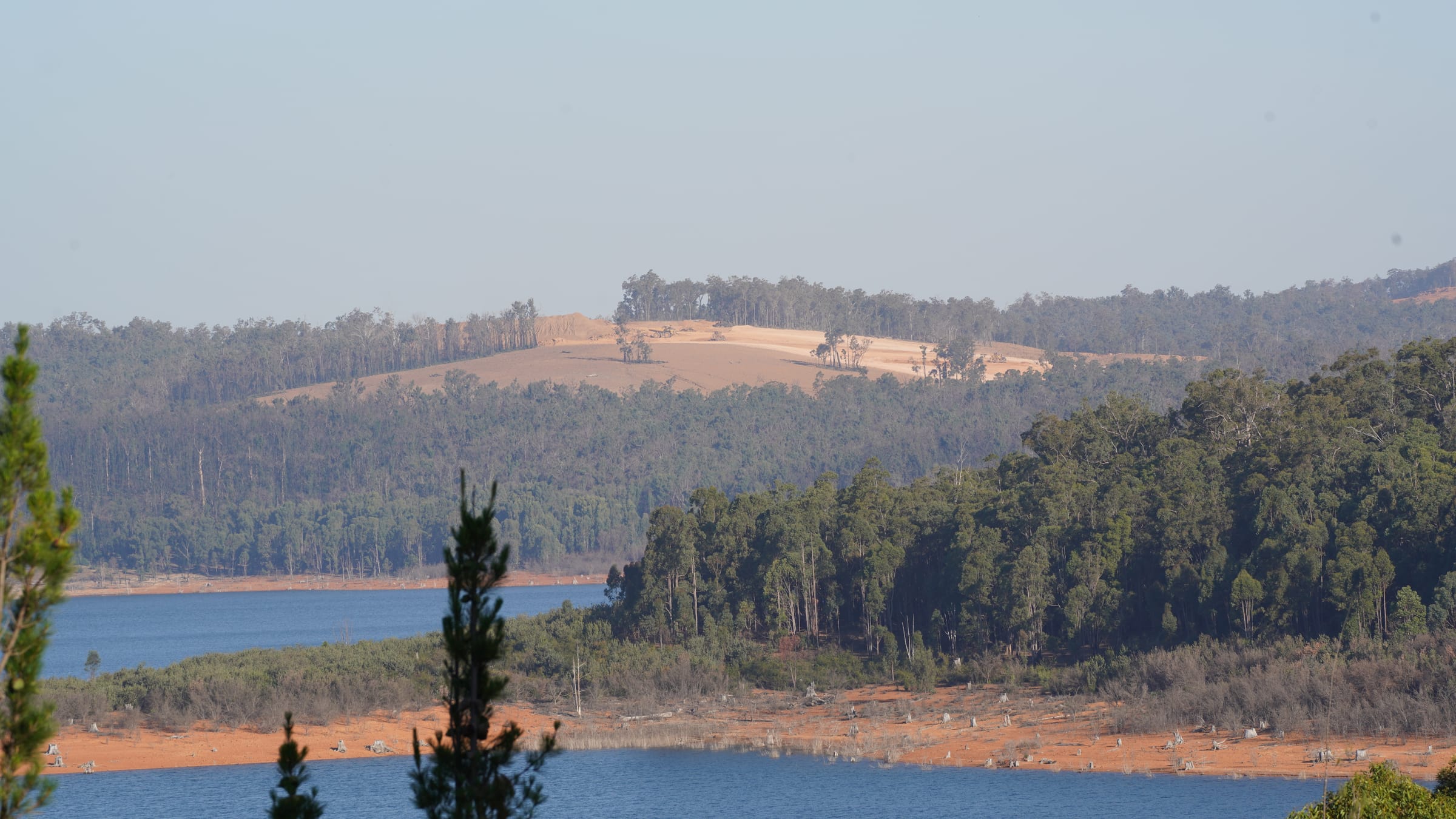 Alcoa moves future mining away from dams 'for now'