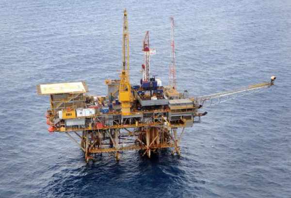 Exxon drops plan to reuse oil platform for carbon storage